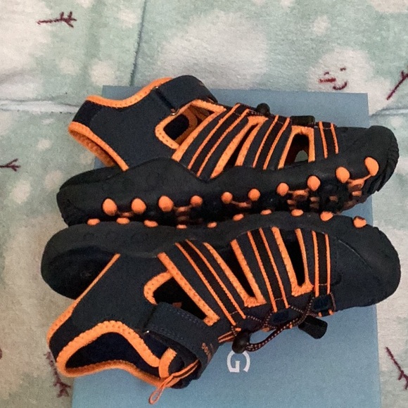 London Fog | Shoes | London Fog Otis Fisherman Bump Toe Sandals | Poshmark